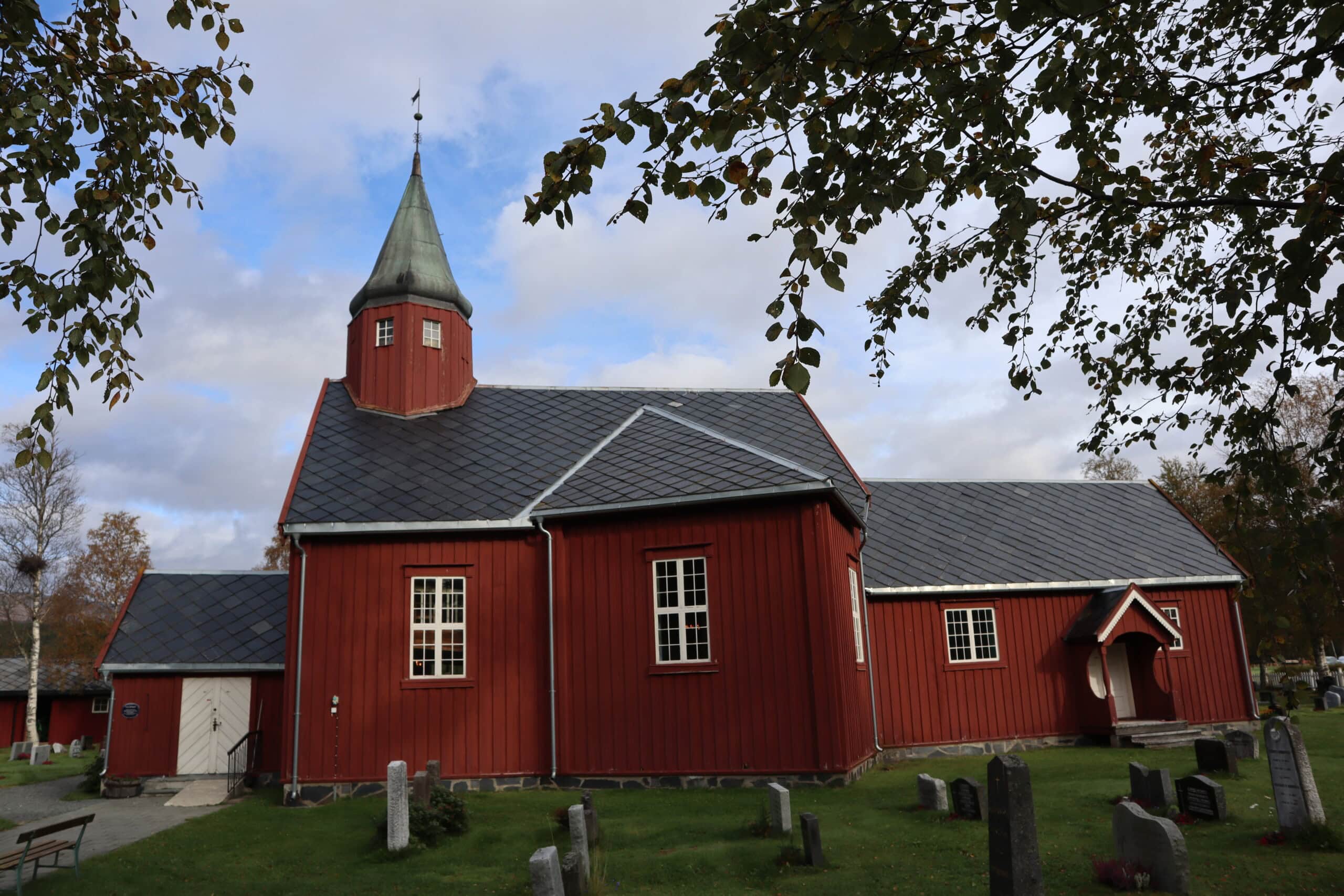 Tilstandsregistrering av kunst, inventar og klimaskall i Tydal kirke. Pilotprosjekt. — Norsk ...